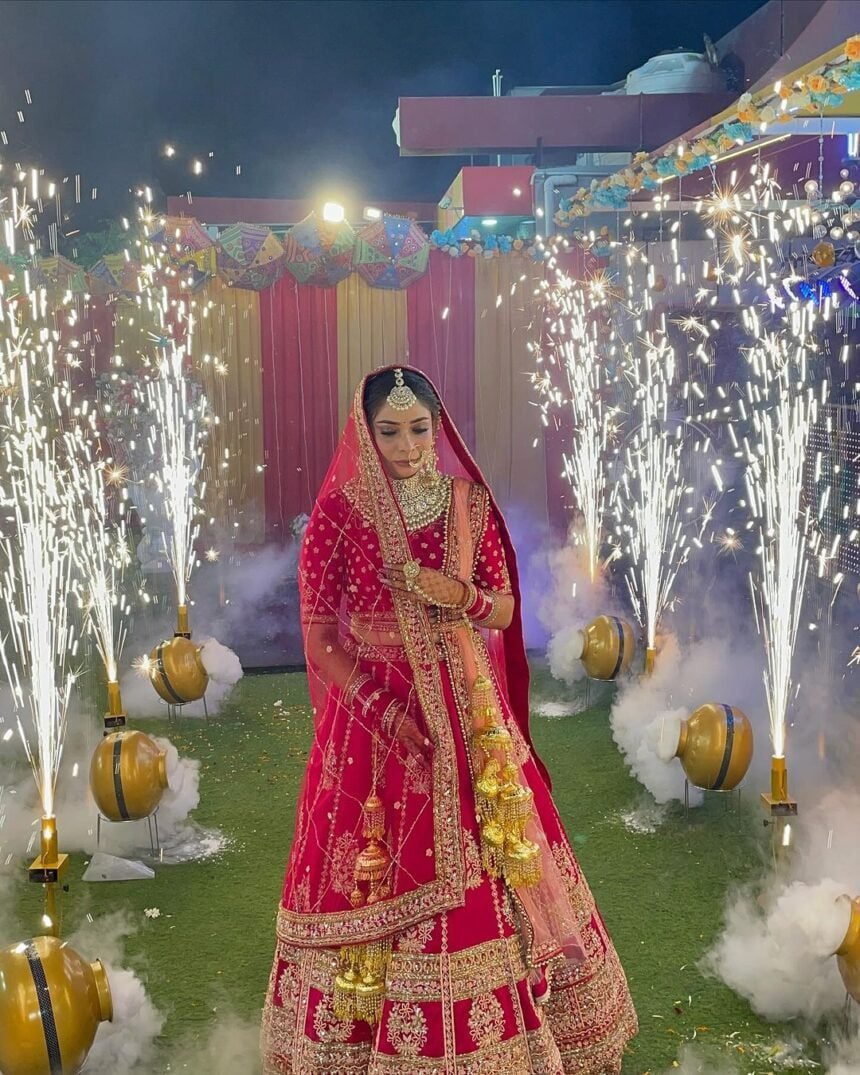 Dry Ice Smoke Entry For Wedding In Delhi Noida Gurgaon Ghaziabad